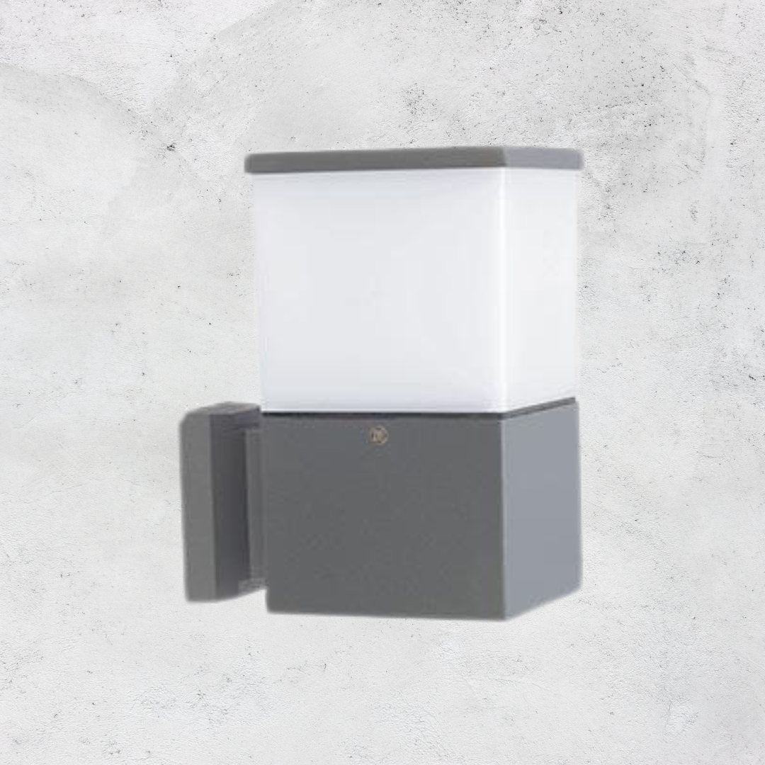 Slick Wall Light – Supreme Lite Inc.